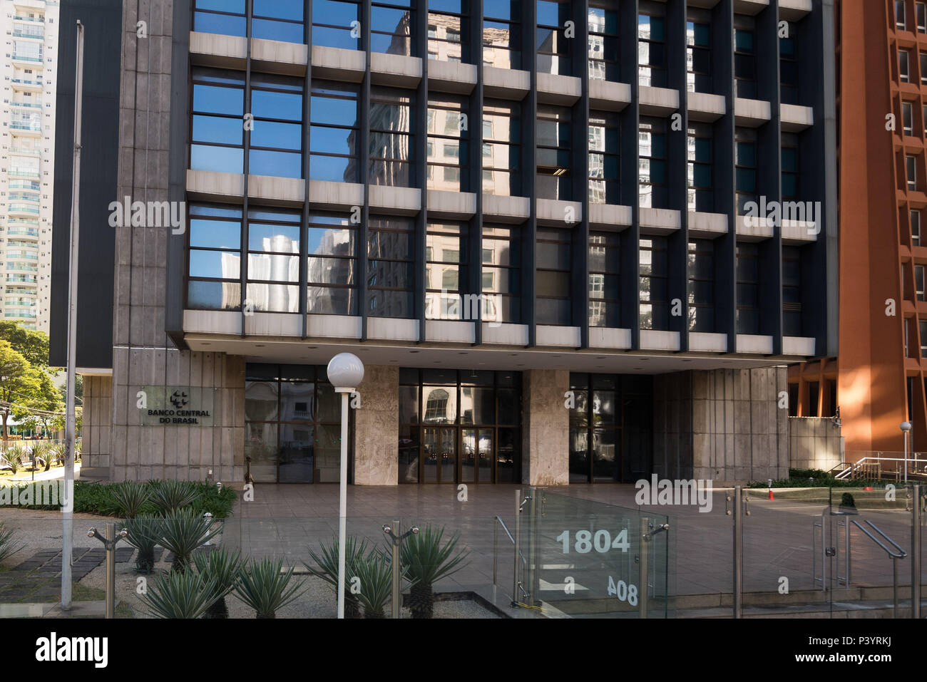 Banqueiro critica Banco Central na crise do Banco Master e aponta falhas
